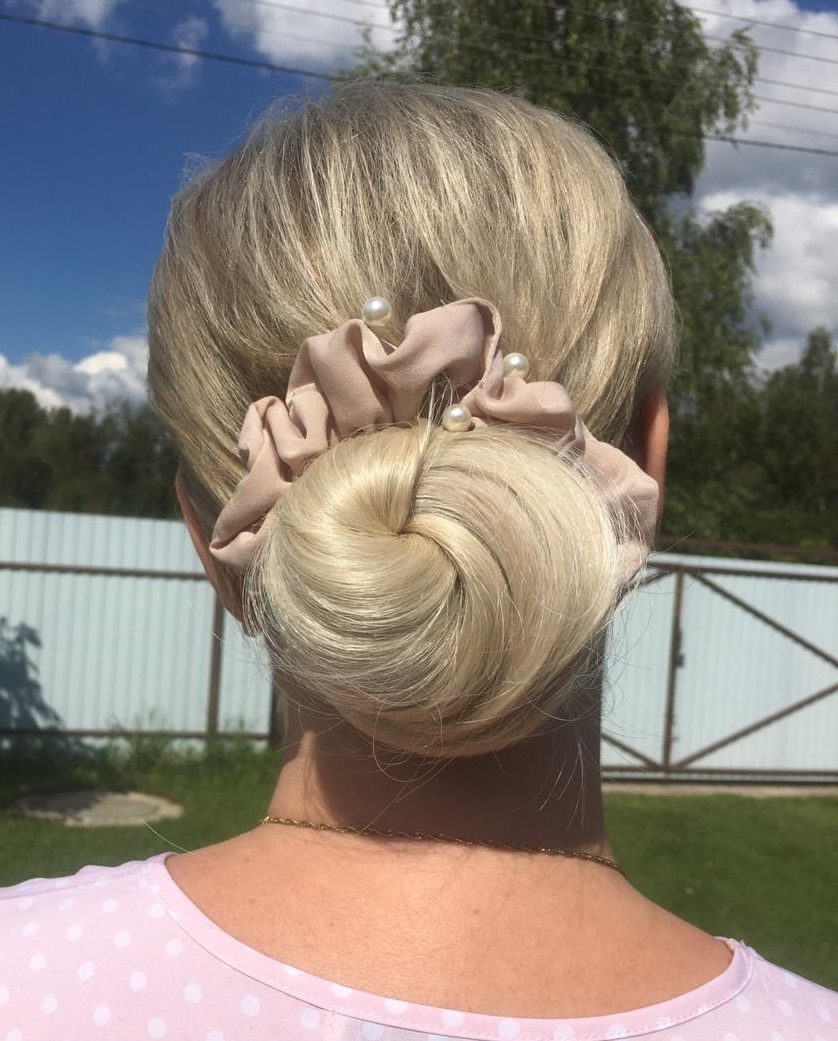 Натуральный хвост на ленте. Длина 30-35 см.